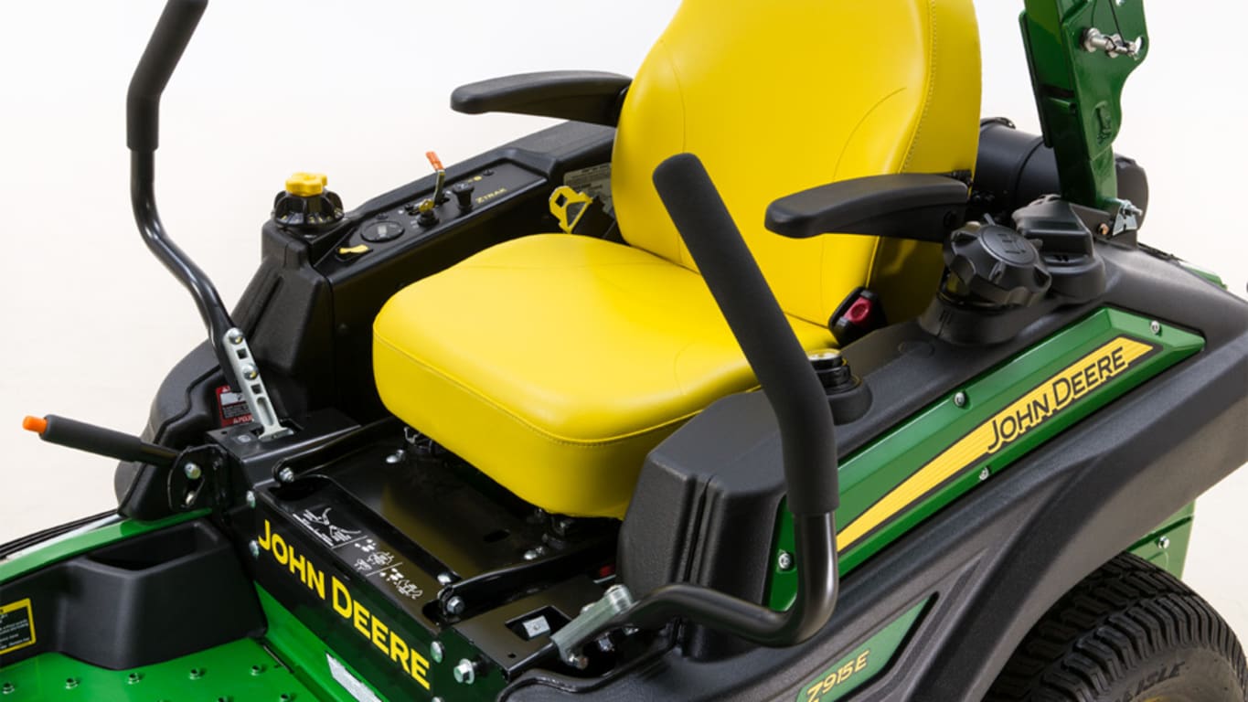 John Deere Z915E Mowers | Everglades Equipment Group