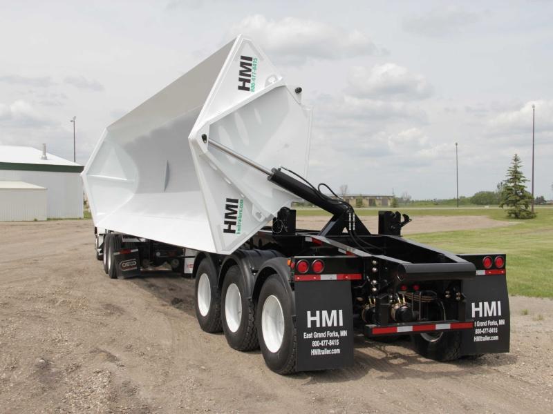 Dakota Side Dump Implements | Everglades Equipment Group
